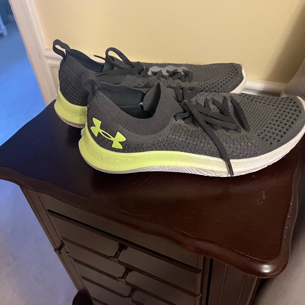 Under Armour Mens Flow Running Shoe - Gem